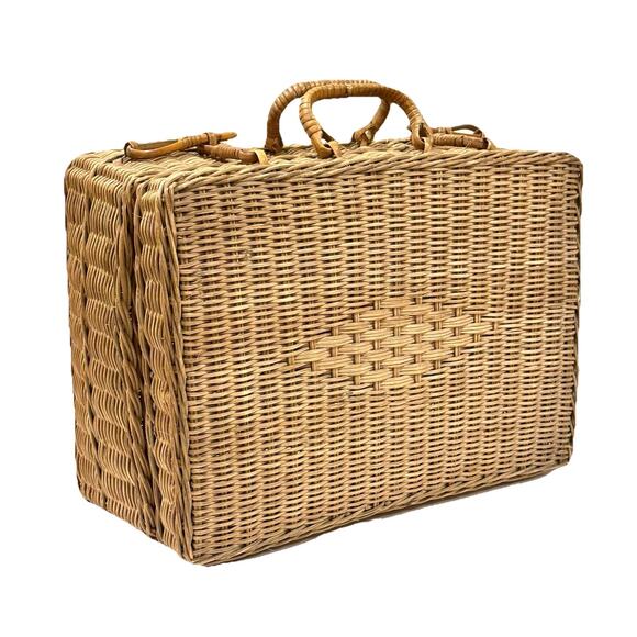 Unbranded | Accents | Rare Vintage Diamond Wicker Suitcase Picnic ...